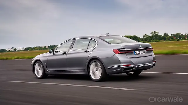 BMW 7 Series gains new efficient straight-six diesel engine - CarWale
