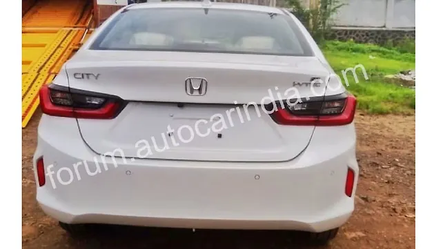 Honda All New City begins arriving at dealerships ahead of launch - CarWale