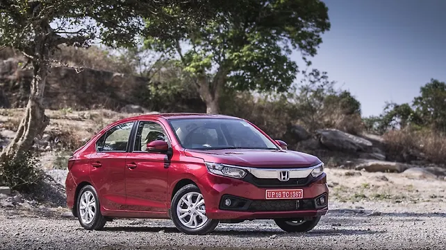 Honda Amaze surpasses 4 lakh sales milestone in India - CarWale Honda Amaze surpasses 4 lakh sales milestone in India - CarWale