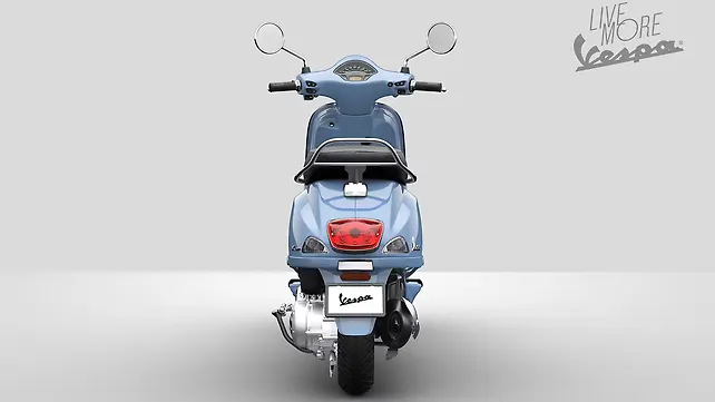 Vespa VXL 125 Rear View Image - BikeWale