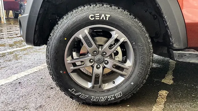 New Mahindra Thar unveiled: Now in pictures - CarWale