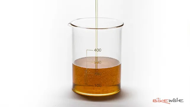 Gulf Oil Powertrac 4T Synthetic engine oil review for Hero Xpulse 200 ...