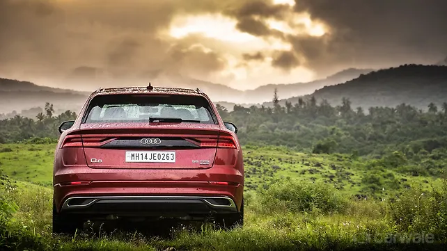Audi Q8 Price - Images, Colours & Reviews - CarWale