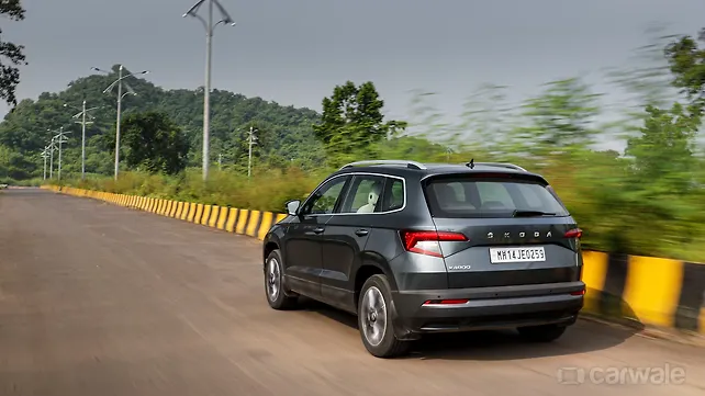 Skoda Karoq Price, Images, Colors & Reviews - CarWale