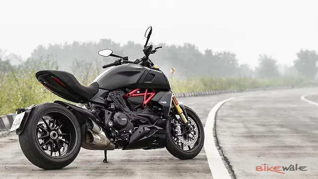 Ducati Diavel 1260 S: Review Image Gallery - BikeWale