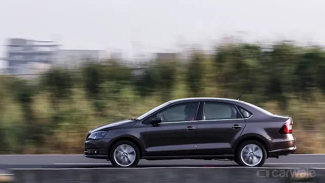 Skoda Rapid TSI Price - Images, Colors & Reviews - CarWale