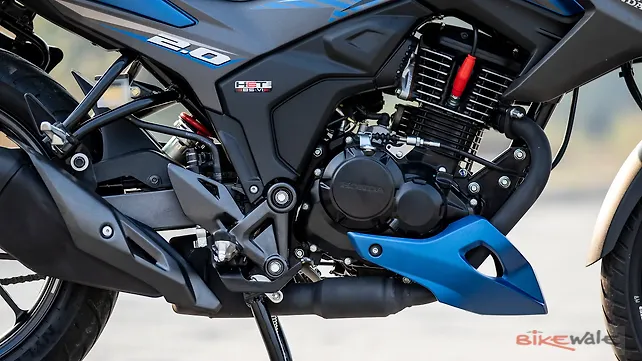 Honda Hornet 2.0: Road Test Review - BikeWale