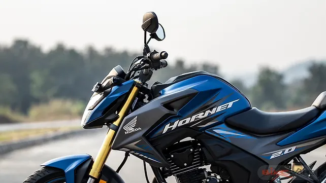Honda Hornet Price - Mileage, Images, Colours | BikeWale