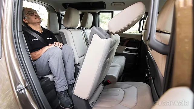 2020 Land Rover Defender Review - CarWale