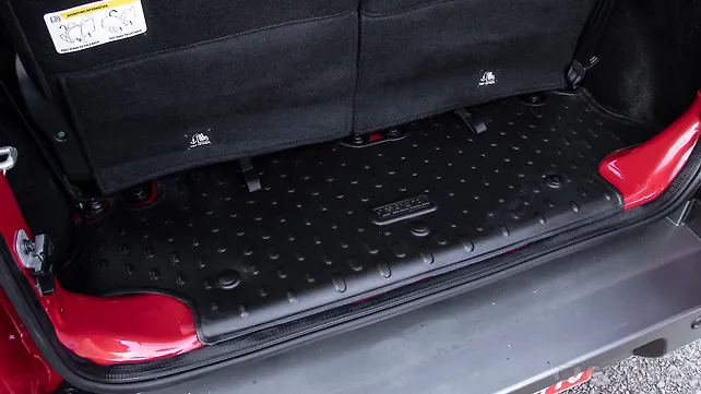 Mahindra Thar Price - Images, Colours & Reviews - CarWale