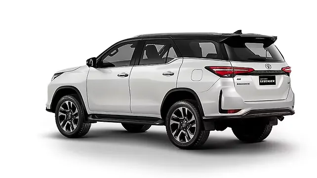 Toyota Fortuner Facelift variant details leaked ahead of launch - CarWale