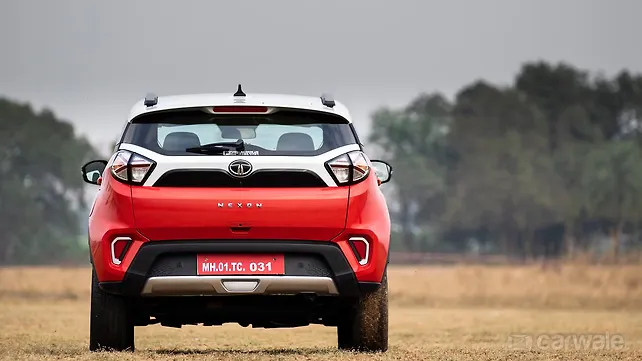 Tata Nexon Diesel: Pros and Cons - CarWale