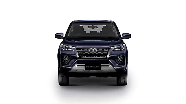 Toyota Fortuner Facelift: What to expect? - CarWale
