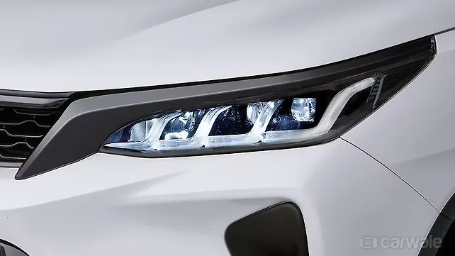 2021 Toyota Fortuner Legender - Now in pictures - CarWale