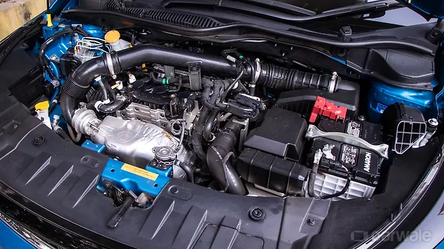 Tata Altroz iTurbo First Drive Review - CarWale