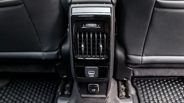 जीप कम्पस प्राइस - फोटो, माइलेज, कलर - CarWale