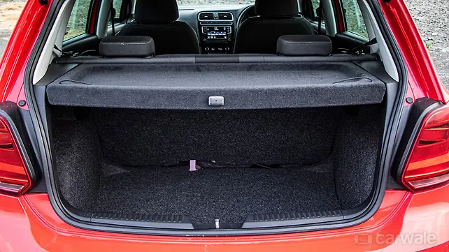 Volkswagen Polo Price - Images, Colors & Reviews - CarWale