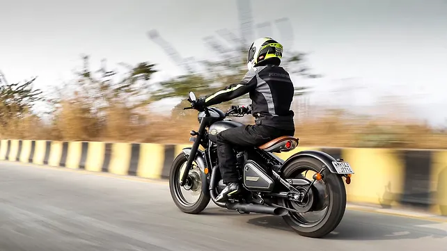 Jawa Perak Review Image Gallery - BikeWale