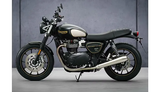 Limited-edition Triumph Street Twin Gold Line unveiled - BikeWale