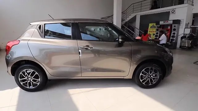 2021 Maruti Swift arrives at dealerships - CarWale
