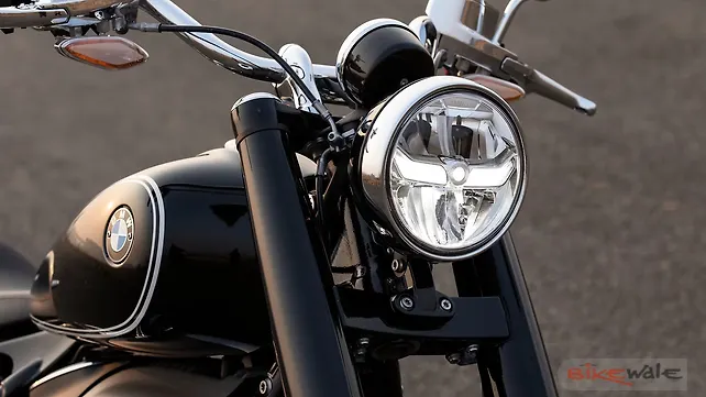 BMW R18 Price - Mileage, Images, Colours | BikeWale