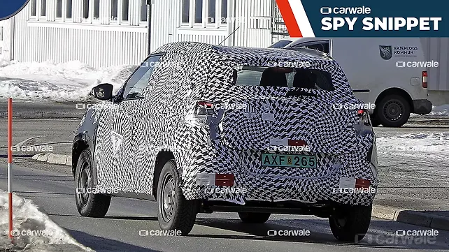 India-bound Citroen C21 compact SUV spied testing - CarWale