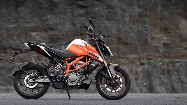 KTM 125 Duke [2021] Right Side View Image - BikeWale