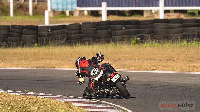 Royal Enfield Interceptor 650 Alloy Wheel TVS Eurogrip Protorq Extreme ...