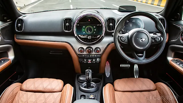 MINI Countryman Price - Images, Colours & Reviews - CarWale