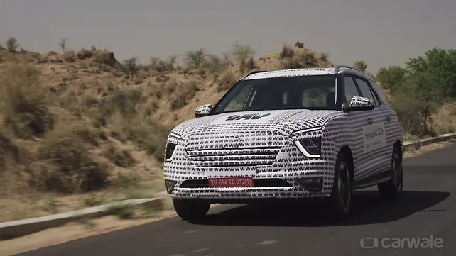 Hyundai Alcazar Prototype First Drive Review - CarWale