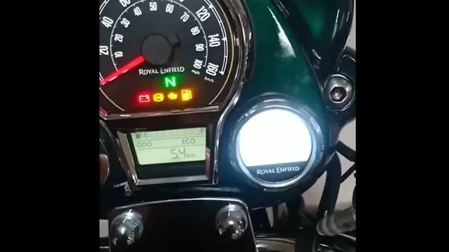 New Royal Enfield Classic 350 instrument cluster details leaked - BikeWale