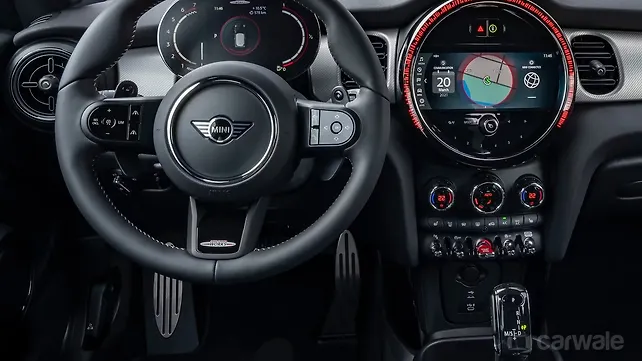 Mini JCW facelift makes its global debut - CarWale
