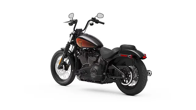 Harley-Davidson Street Bob Rear View Image - BikeWale