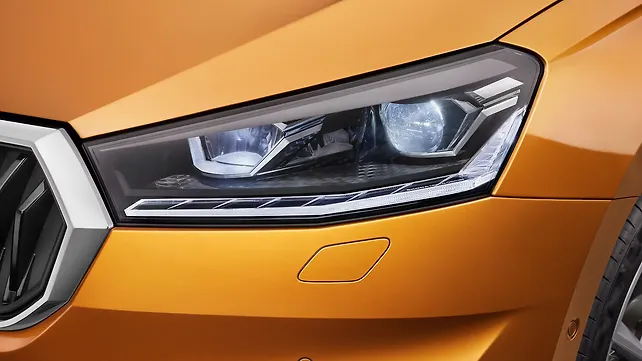 New Skoda Fabia unveiled: Now in pictures - CarWale