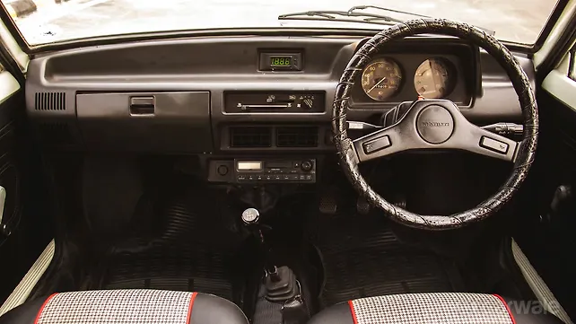 Old maruti 800 dashboard price store