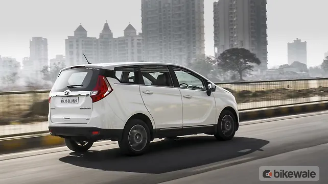 Mahindra Marazzo Price 2021, Specs, Mileage, & Reviews | CarTrade