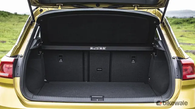 Volkswagen T-Roc First Drive Review | CarTrade