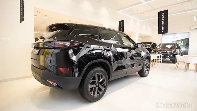 Tata Harrier Dark edition first look - CarWale