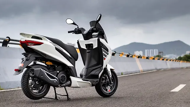 Aprilia SXR 125 Rear View Image - BikeWale