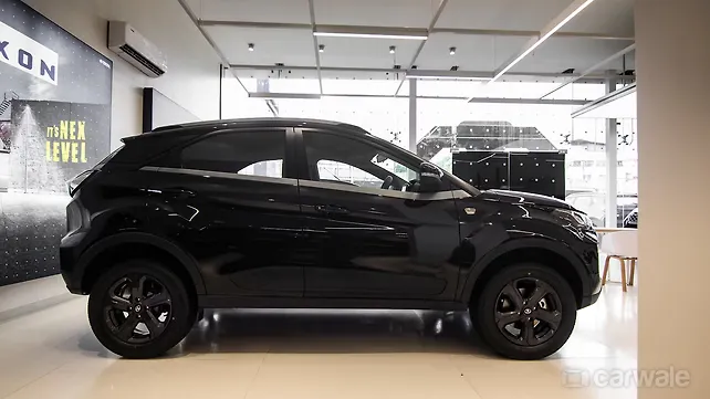 Tata Nexon Dark edition first look - CarWale