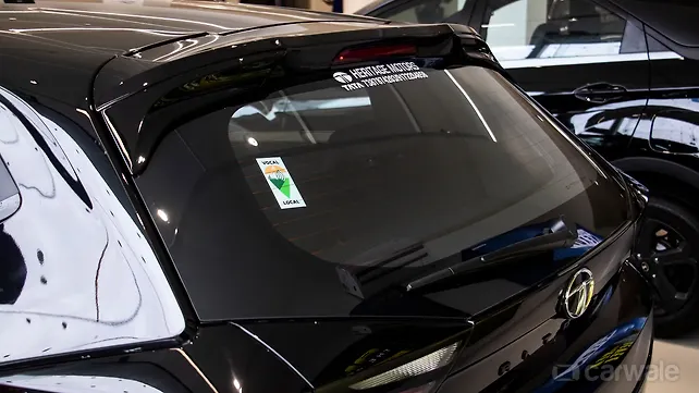 Tata Altroz Dark edition first look - CarWale