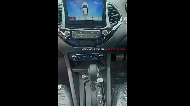 Ford Figo automatic arrives at the dealerships ahead of its India ...