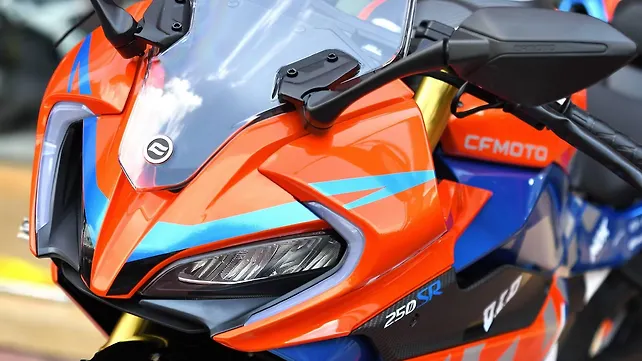 CFMoto 250SR Race edition: Image Gallery - BikeWale