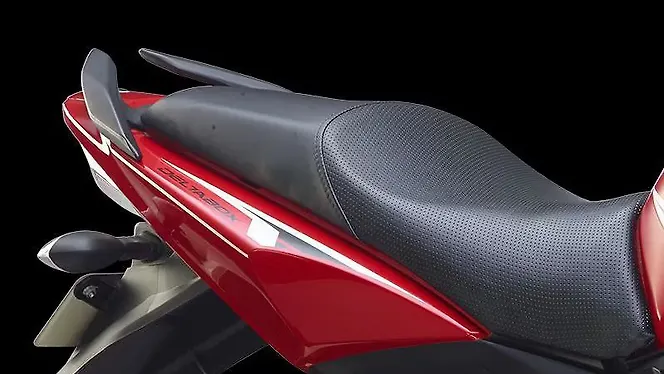 Yamaha YZF R15 S [2015] Price, Images & Used YZF R15 S [2015] Bikes ...