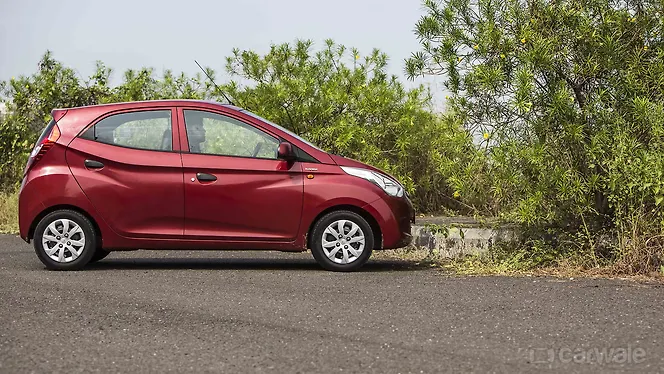 Hyundai Eon Price - Images, Colors & Reviews - CarWale