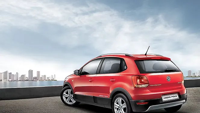 Volkswagen Cross Polo - Images, Colors & Reviews - CarWale