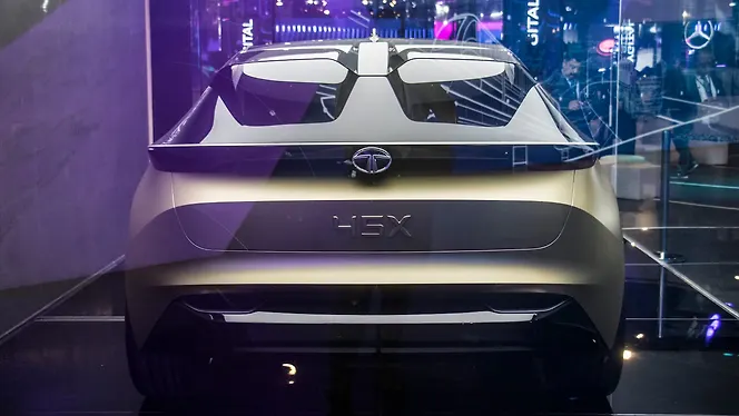 Tata Altroz Price in India - Launch date, News & Reviews - CarWale