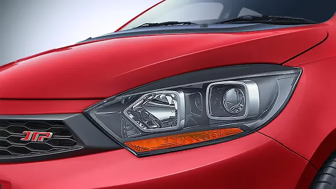 Tata Tiago JTP Price - Images, Colors & Reviews - CarWale