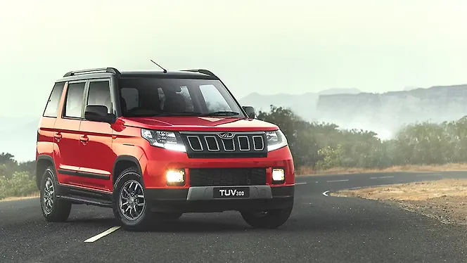 Mahindra TUV300 - Images, Colors & Reviews - CarWale