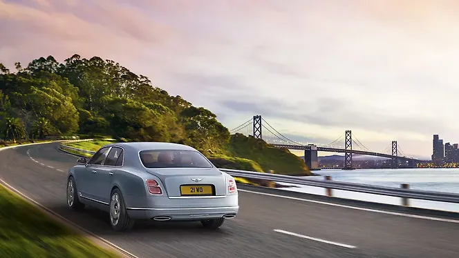 Bentley Mulsanne - Images, Colors & Reviews - CarWale